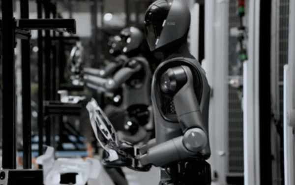 2025: The Dawn of the Robot Renaissance — Why Big Tech Is All-In on ...